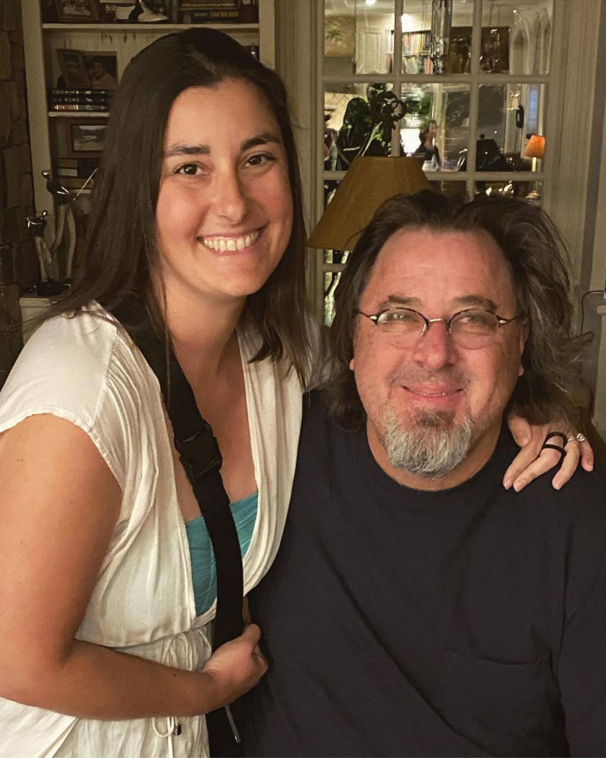 Vince Gill – Look At Us – Country Music